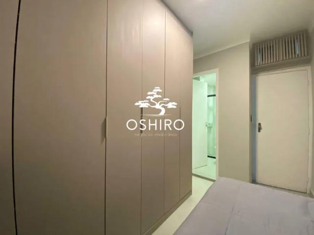 Apartamento à venda na Ponta da Praia – 106 m² | 3 suítes | 2 vagas | Mobiliado