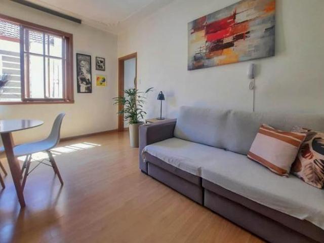 Apartamento venda no bairro Menino Deus