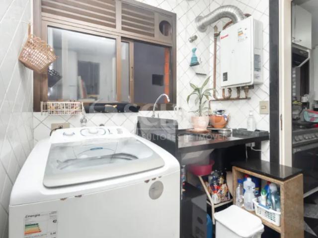 Apartamento á Venda no Brooklin com 128m², 2 quartos sendo 1 suíte, 2 vagas