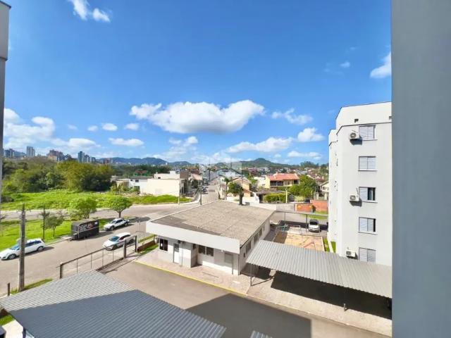 Apartamento à venda no Condomínio Novara Bairro Medianeira