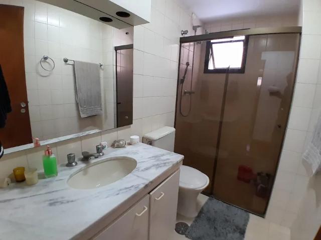 Apartamento à venda no Condomínio Edifício Anapurus no Indianópolis em São Paulo SP