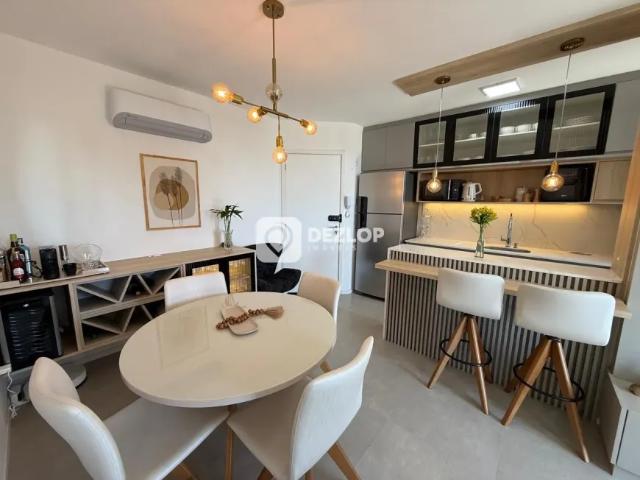 Apartamento à venda na Areias em São José SC | 2 Quartos sendo 1 Suíte no Cond