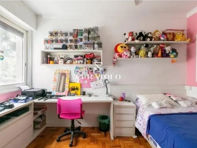 Apartamento à venda no Higienópolis, de 6 quartos e 2 vagas