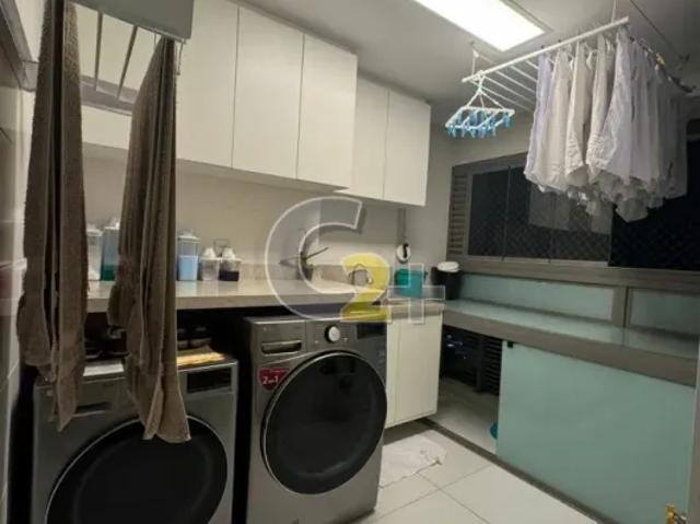 Apartamento à venda no Ipiranga com 4 quartos, sendo 3 suítes e 2 vagas