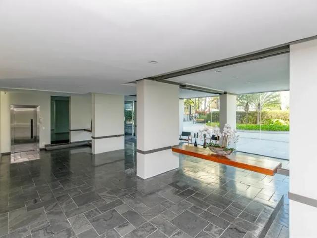 Apartamento à venda no Itaim Bibi, São Paulo SP! 2 quartos, 1 suíte, 2 banheiros, 1 vaga de garagem