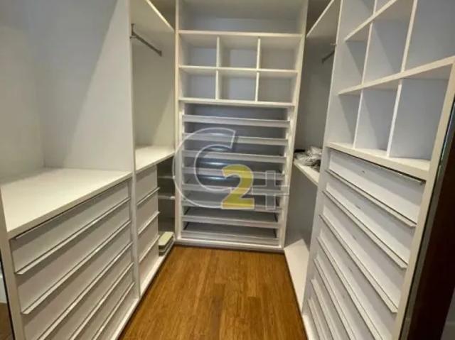 Apartamento à venda no Itaim Bibi, 3 quartos, 03 suítes e 6 vagas