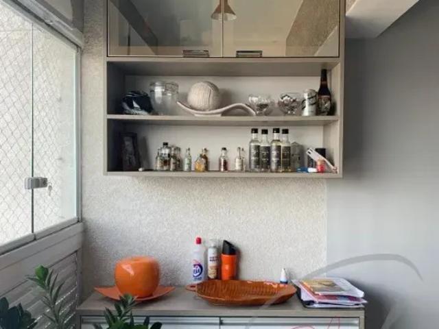 Apartamento à venda no Jardim das Flores, em Osasco, com 2 dormitórios, 1 suite, 2 salas, 2 banheiro