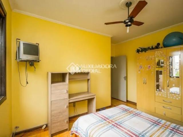 Apartamento à venda no Menino Deus com 75m² e 2 dormitórios/quartos disponíveis