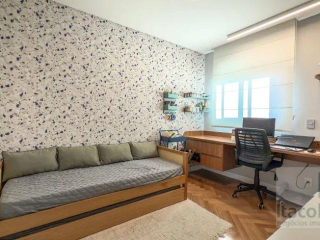 Apartamento à venda no Royal Park Alphaville