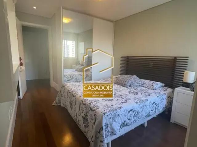 Apartamento à venda ou locação. Pronto para entrar. São 4 suítes, 5 vagas e 380m² AU