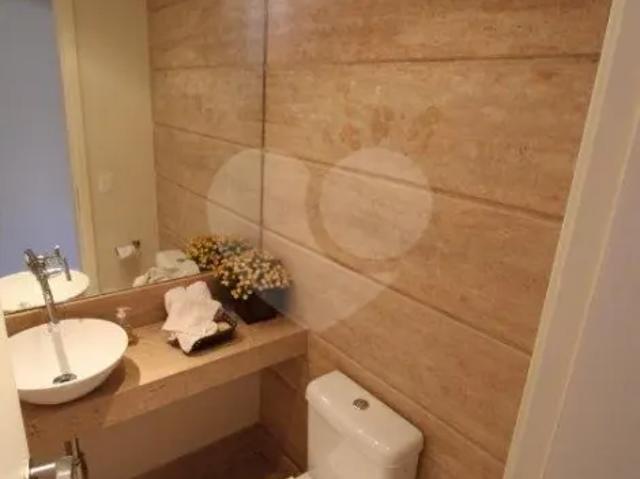 Apartamento à venda ou para alugar com 3 suítes no condomínio Practical Life Campo Belo, São Paulo