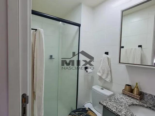 Apartamento Mobiliado com 3 Dormitórios 1 Suíte, Andar Alto e Condomínio Clube – Pronto para M