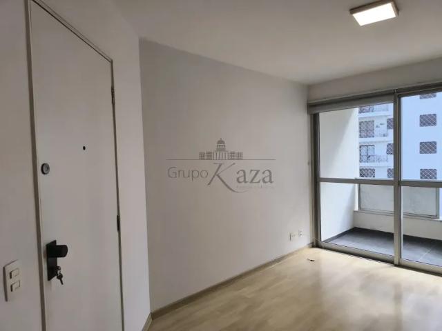 Apartamento Vila Madalena 2 Dormitórios 47m²