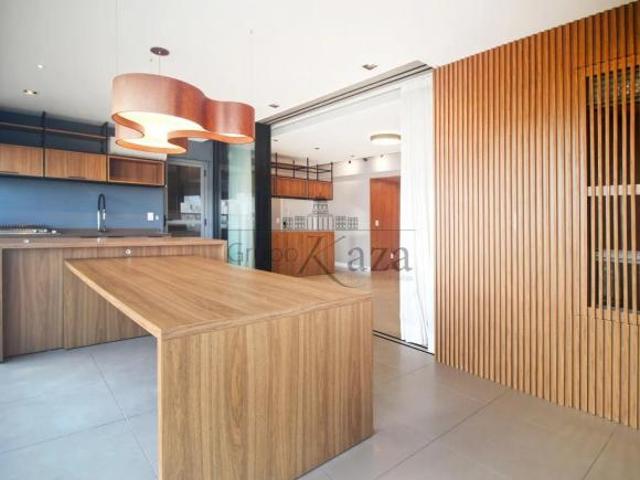 Apartamento Vila Madalena 3 Dormitórios 117m²