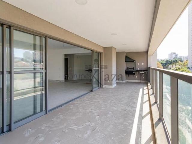 Apartamento Vila Mariana 3 Suítes 156m²