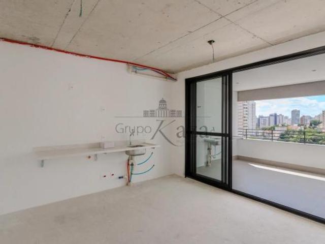 Apartamento Vila Mariana 2 Dormitórios 61m²