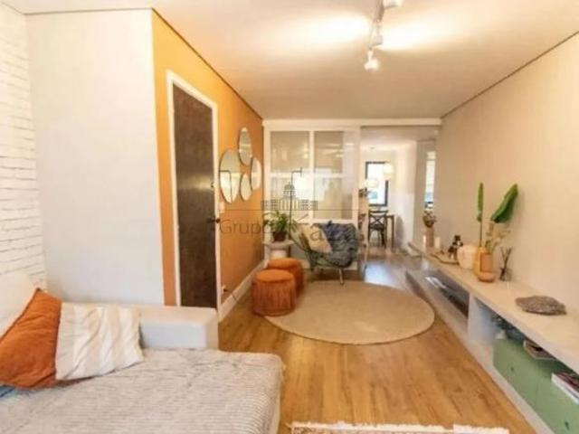 Apartamento Vila Mariana 2 Dormitórios 72m²