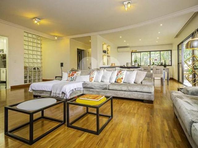 Apartamento Vila Mariana 4 Dormitórios 3 Suítes 4 Vagas Venda / Compra