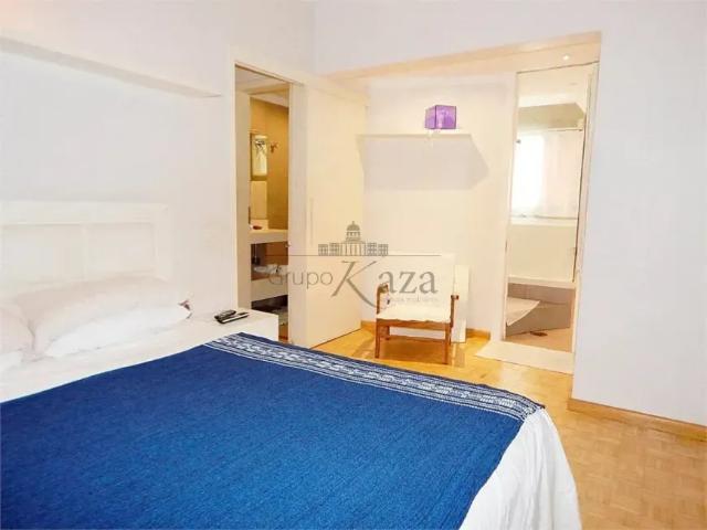 Apartamento Vila Nova Conceição 3 Dormitórios 154m²
