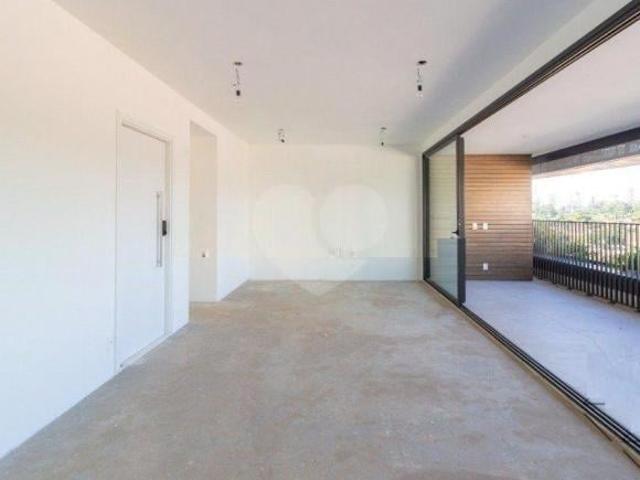 Apartamento Vila Nova Conceição 3 Suítes 3 Vagas Venda / Compra