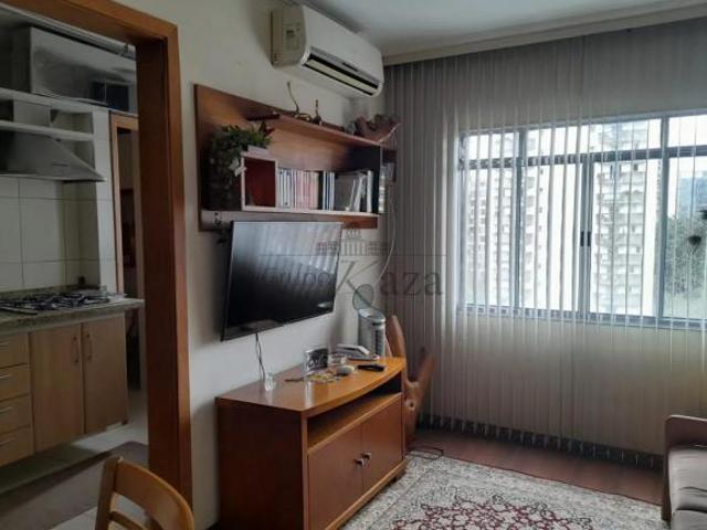 Apartamento Vila Nova Conceição 2 Dormitórios 69m²