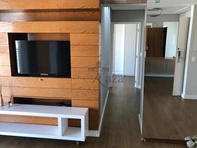 Apartamento Vila Nova Conceição 2 Dormitórios 96m²