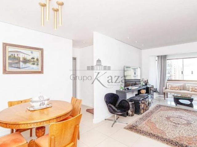 Apartamento Vila Nova Conceição 2 Suítes 102m²