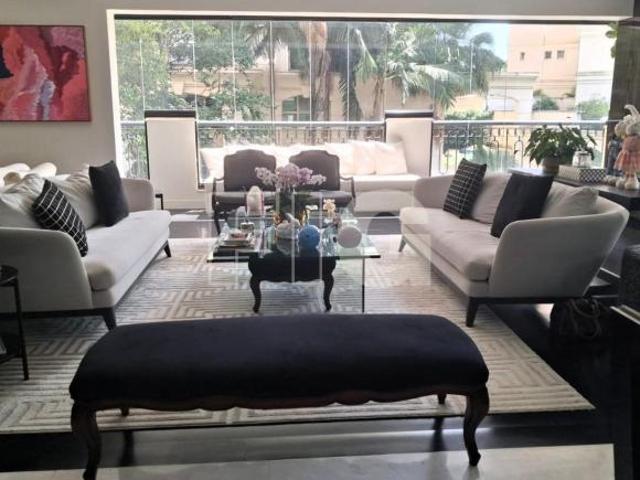 APARTAMENTO VILA NOVA CONCEIÇÃO Venda 245 m² 3 Suítes 4 Vagas + Depósito
