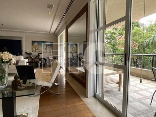 APARTAMENTO VILA NOVA CONCEIÇÃO Venda 4 Suítes 6 Vagas