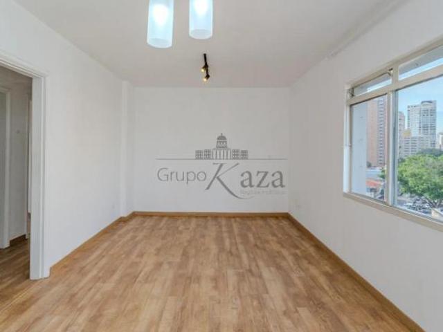 Apartamento Vila Olímpia 3 Dormitórios 94m²