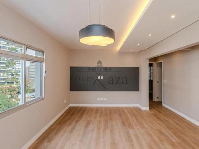 Apartamento Vila Olímpia 3 Dormitórios 94m²