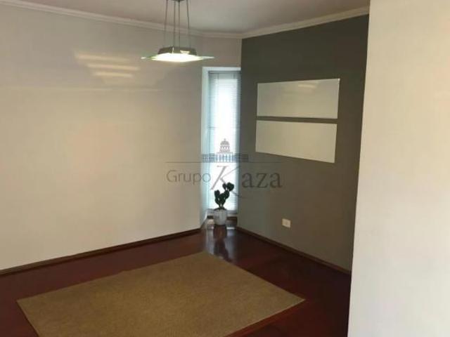 Apartamento Vila Olímpia 2 Dormitórios 60m²