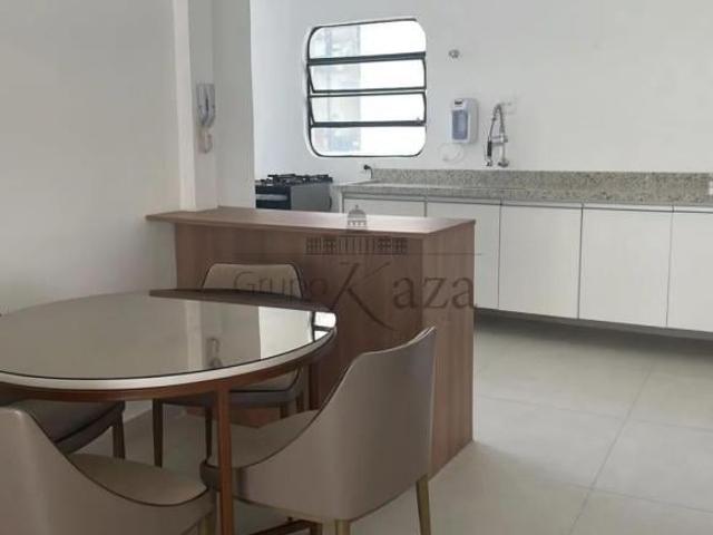 Apartamento Vila Olímpia 2 Dormitórios 70m²