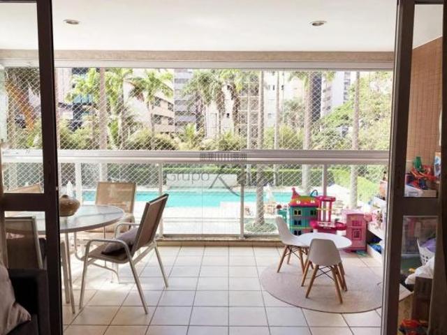 Apartamento Vila Olímpia 2 Dormitórios 94m²