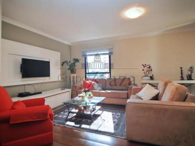 Apartamento Vila Olímpia São Paulo 3 Dormitórios 146m²