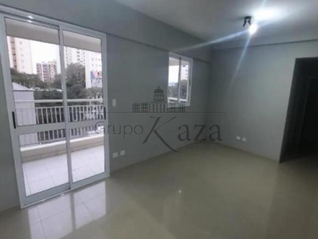 Apartamento Vila Adyana Condomínio Giardino 3 Dormitórios 103m²