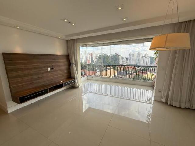 Apartamento Vila Andrade, 3 quartos sendo 1 suíte, 2 vaga. Fl58