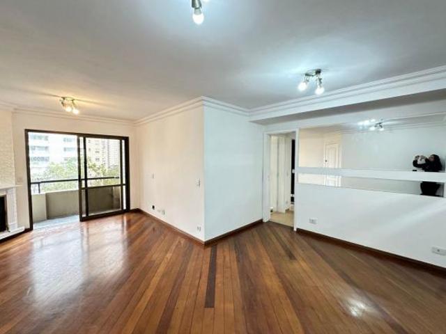 Apartamento Vila Andrade 104 metros 3 quartos 2 vagas e depósito FL34
