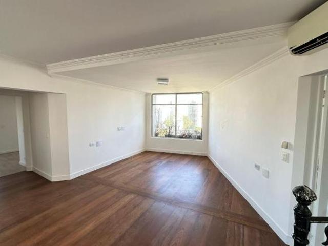 Apartamento Vila Andrade 130 metros Reformado 3 quartos 1 suite FL34