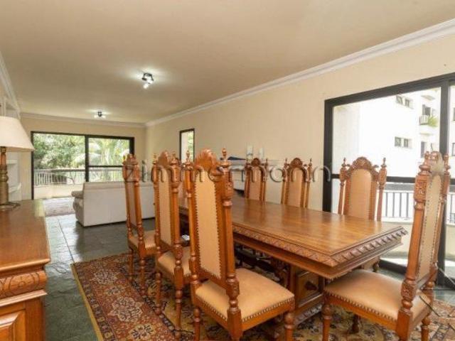 APARTAMENTO VILA ANDRADE 4 DORMITÓRIOS 4 VAGAS