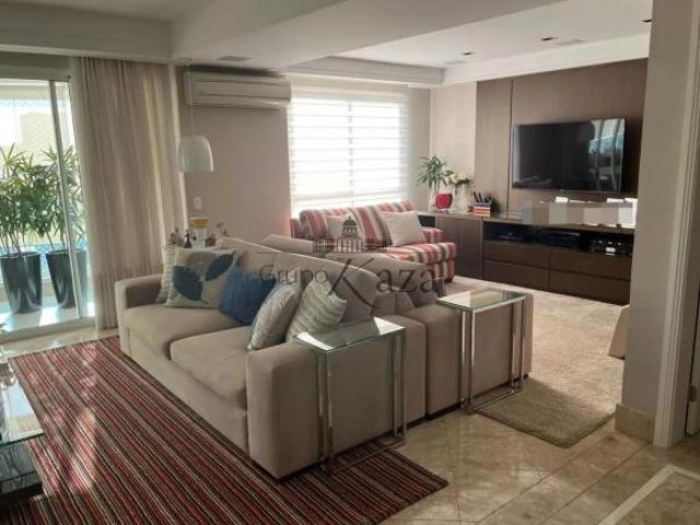 Apartamento Vila Andrade 4 Suítes 261m²
