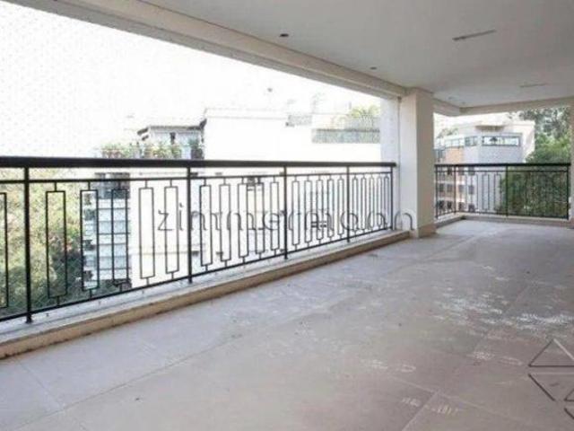 APARTAMENTO VILA ANDRADE 5 DORMITORIOS 4 VAGAS