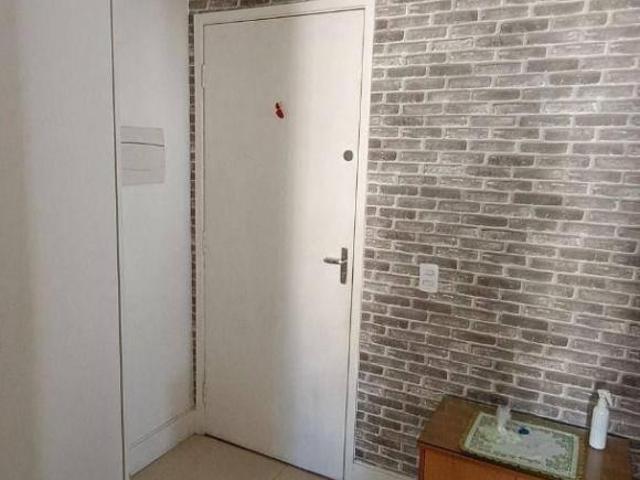 Apartamento Vila Caminho do Mar com três dormitórios