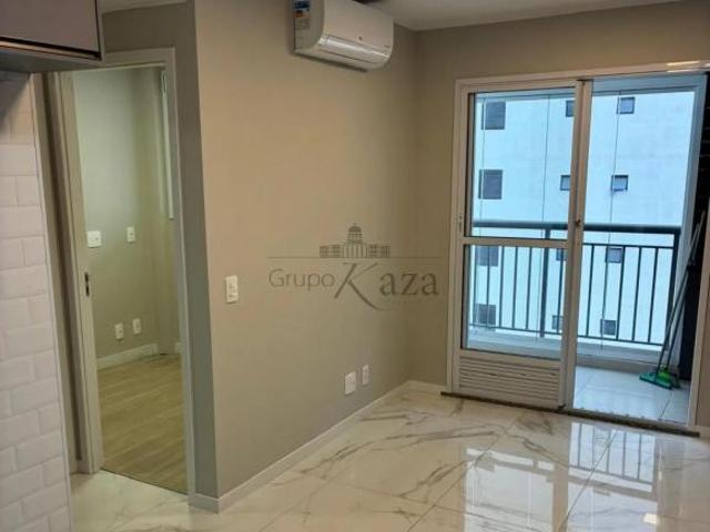 Apartamento Vila Pompeia 2 Dormitórios 52m²