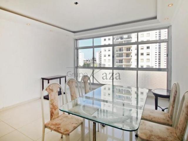 Apartamento Vila Pompeia 2 Dormitórios 100m²