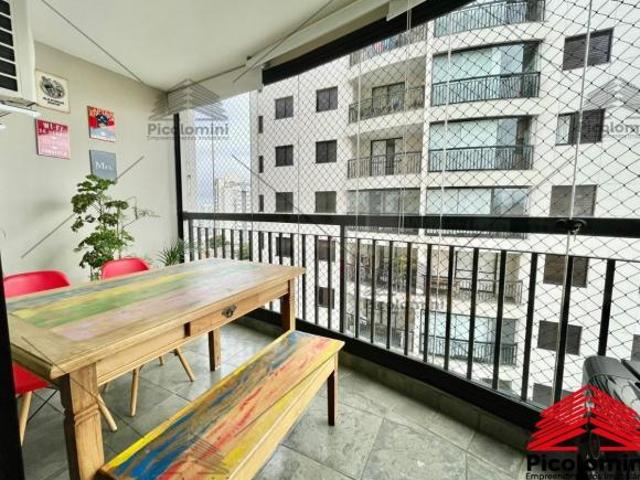 Apartamento, Vila Prudente, 88m2, próximo ao metro, 3 quartos 1 Suíte, 2 vagas de garagem, varanda