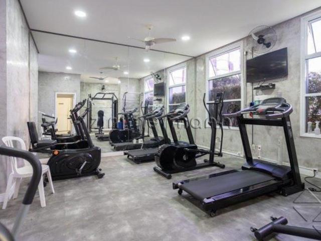 APARTAMENTO VILA ROMANA 2 DORMITÓRIOS 1 VAGA