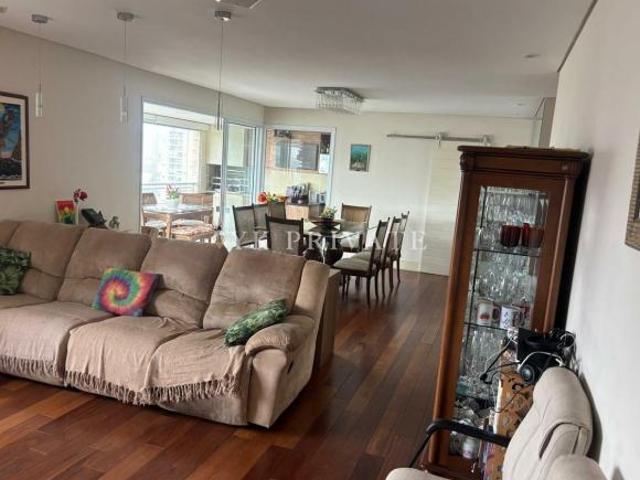 Apartamento / Vila Romana/ Atelier Galeria / 3 suítes / 162m² / 3 vagas / Terraço Gourmet