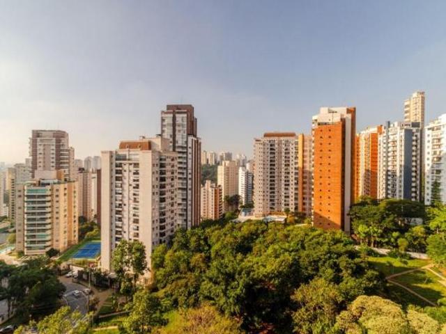 Apartamento Vila Suzana Porteira Fechada 242 metros 4 Quartos 4 Vagas FL34