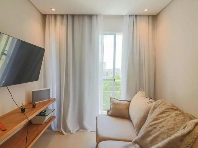 Apartamento Vila Sônia, 2 quartos, 1 vaga, próx do metrô. FL58